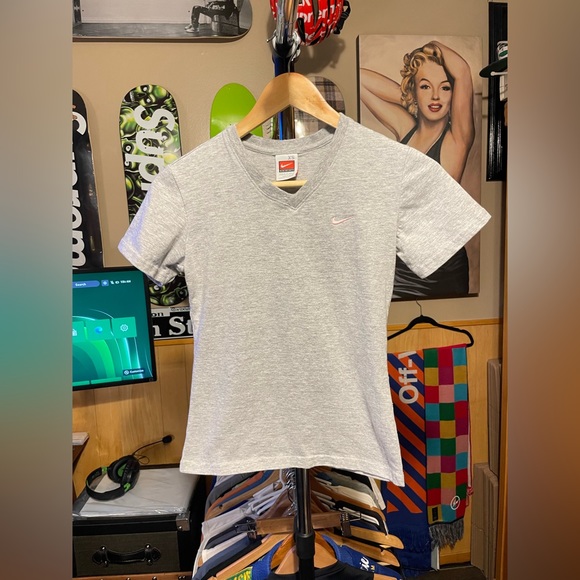 Nike | Tops | Vintage Womens Nike Pink Checkmark Embroidered Vintage ...
